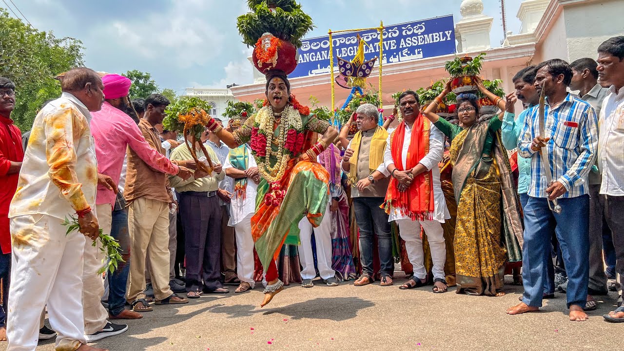 Rakesh Bonam At Telangana Assembly Bonalu 2024 | Rakesh Anna Bonam ...