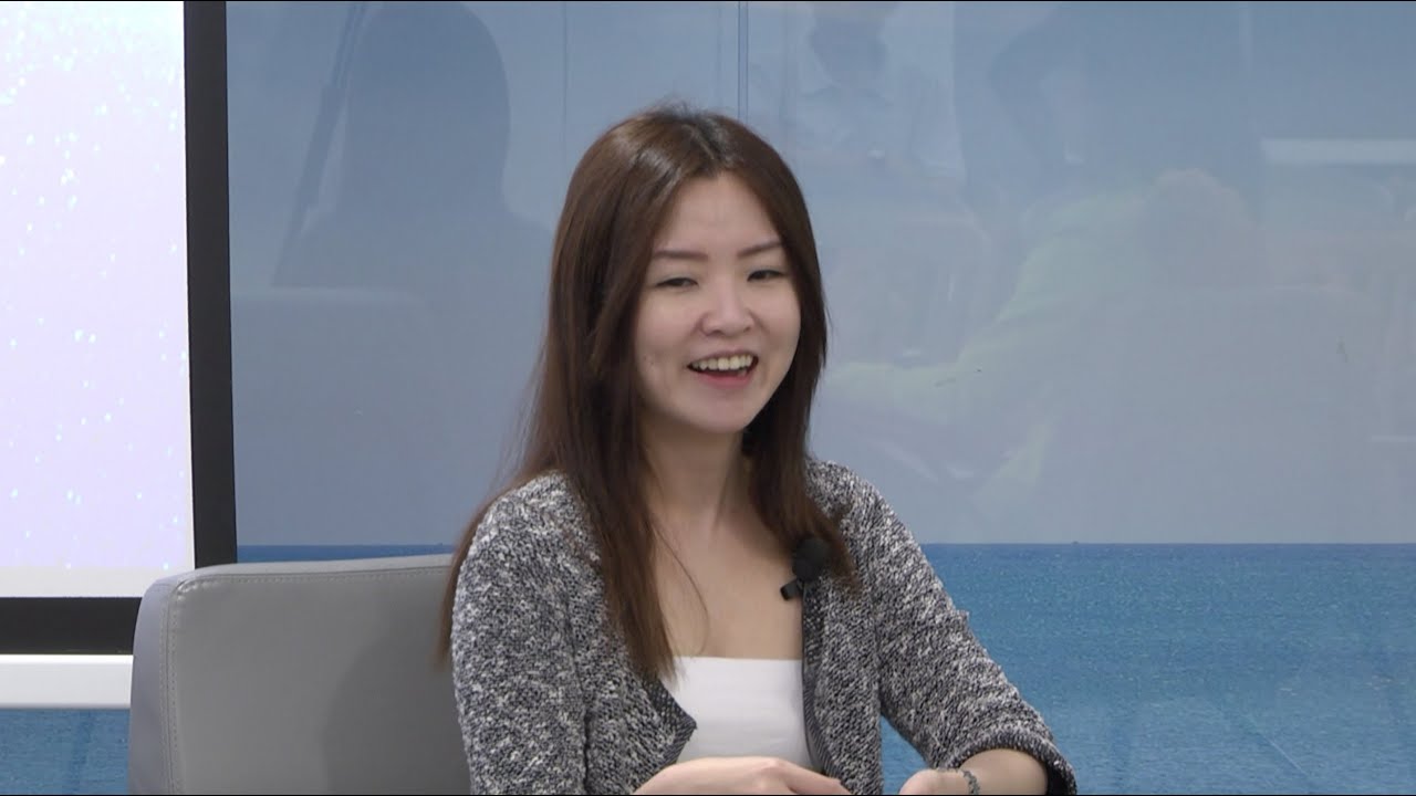 Geek Out with Daphne Ng LIVE at library@harbourfront, NLB - YouTube