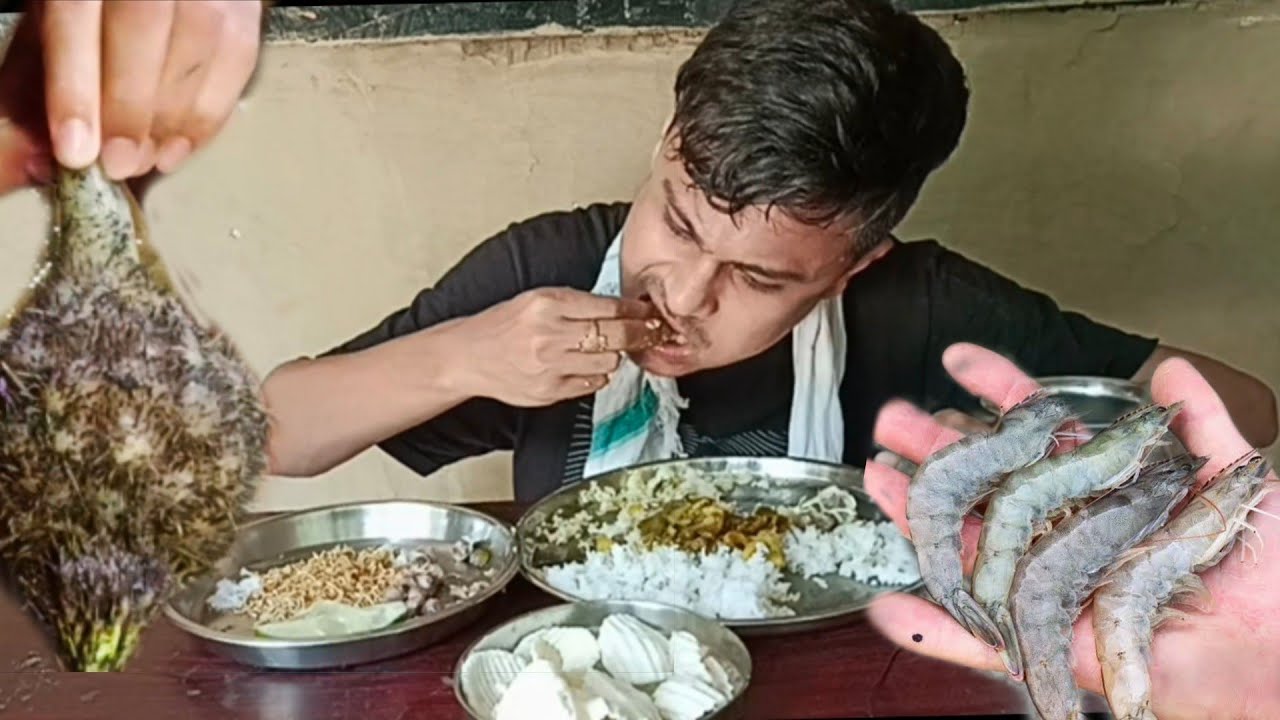 Prawns (khajing-thongba) Curry Eating .. - YouTube