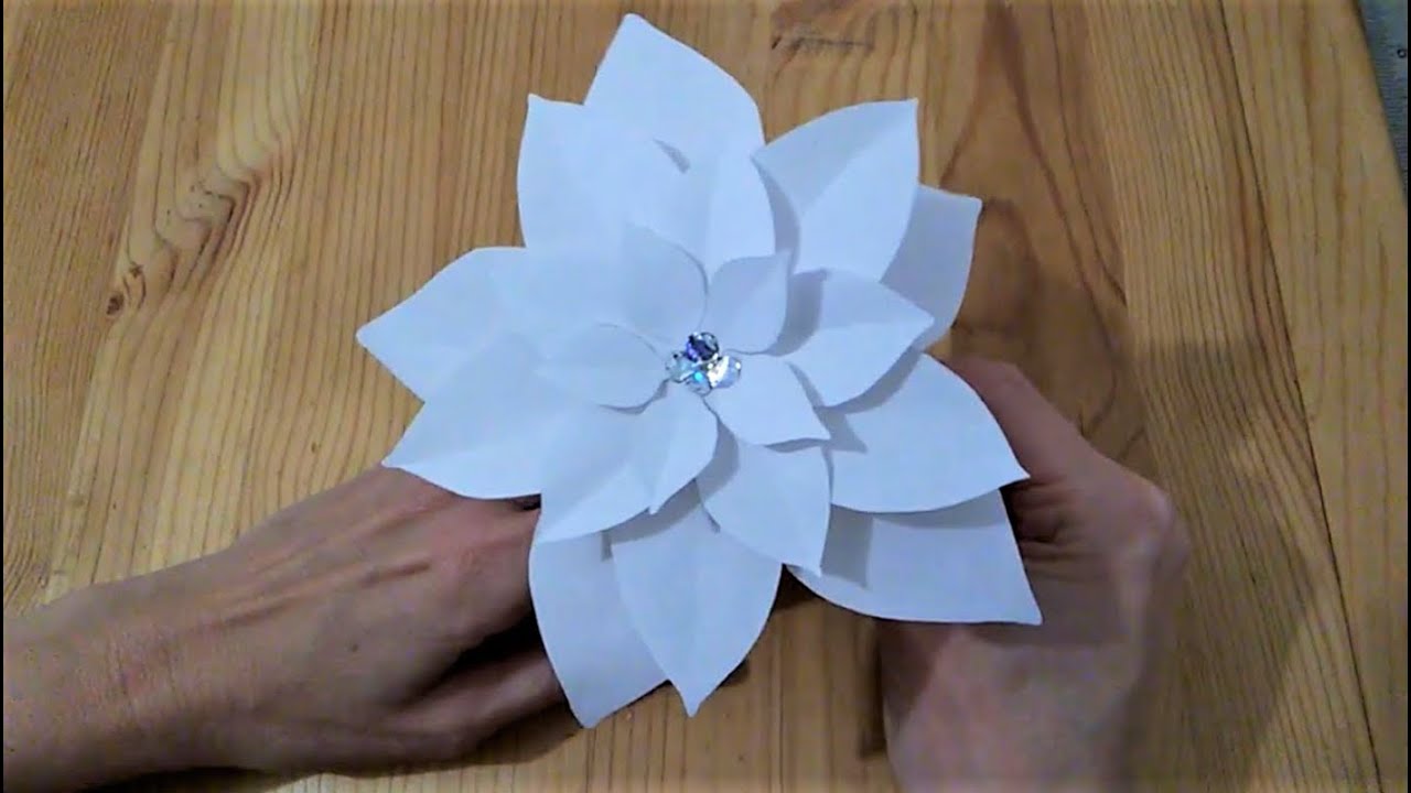 FLOR DO NATAL / BICO DE PAPAGAIO DE PAPEL | PAPER POINSETTIA - YouTube