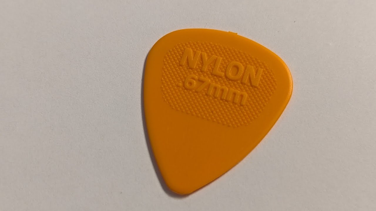 I found a MIDI pick! - Jim Dunlop Midi Nylon 0.67mm guitar pick review ...