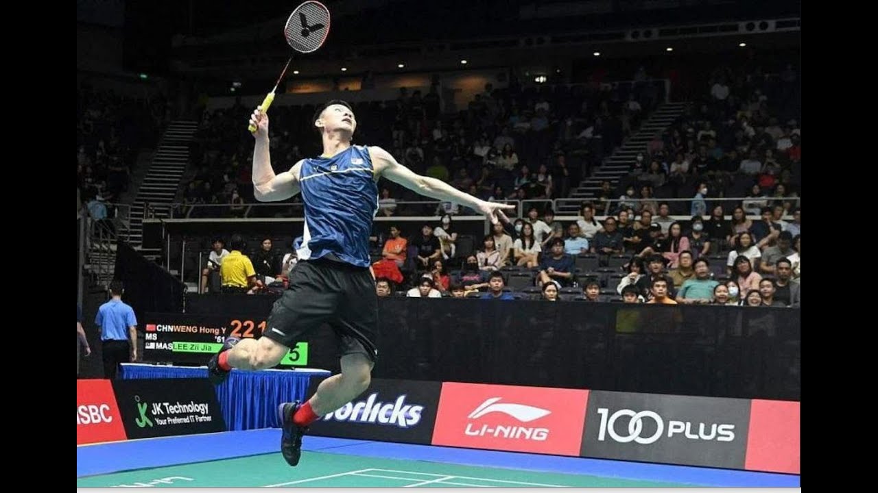 Hard and Powerful Smashes from LEE ZII JIA - YouTube