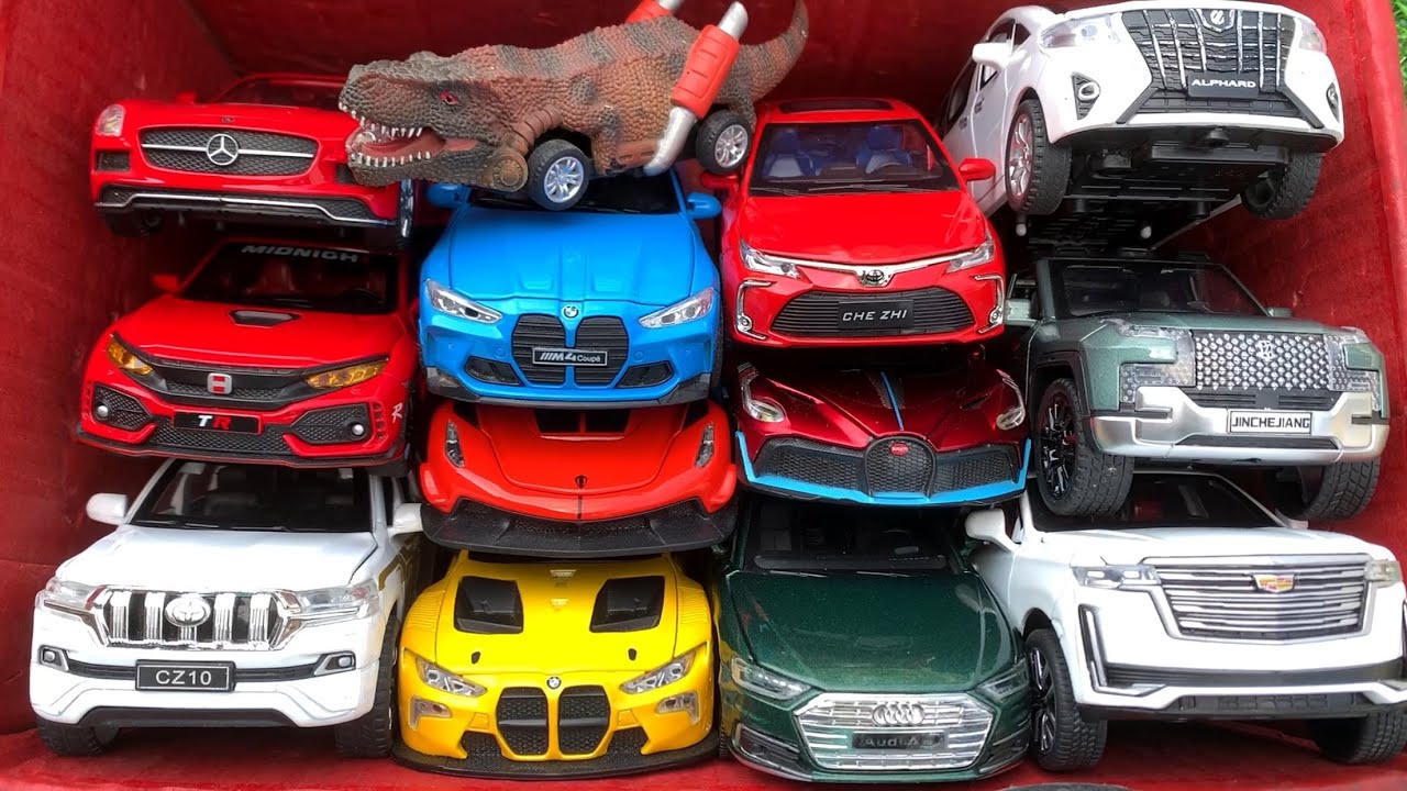 Box Full of Model Cars /Mercedes SlS, BMW M5, Honda Civic, Bugatti Divo ...