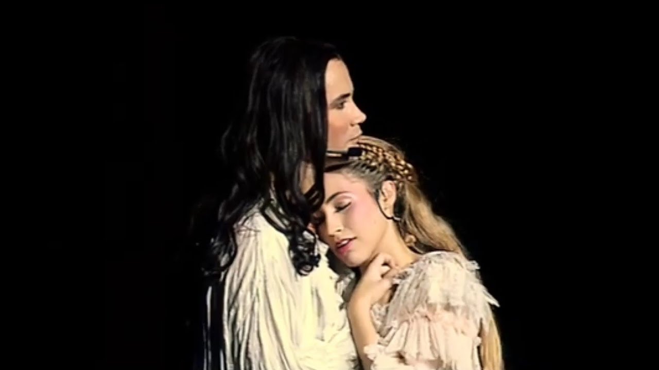 Mon essentiel - Le Roi Soleil (Live) - YouTube