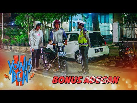 YOWIS BEN 2 Bonus Adegan 3 - Dicegat Polisi Papua ( Mamat Alkatiri )