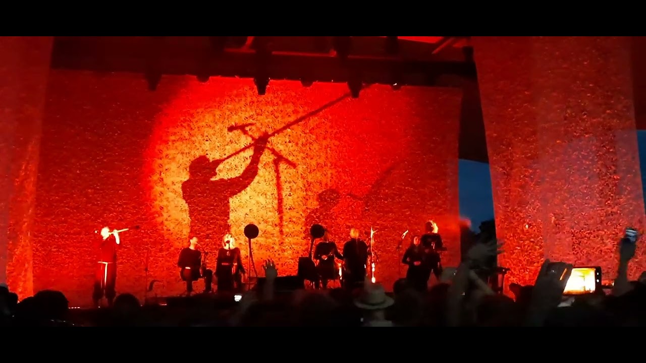 Wardruna/Nordic Night. -Helvegen - YouTube