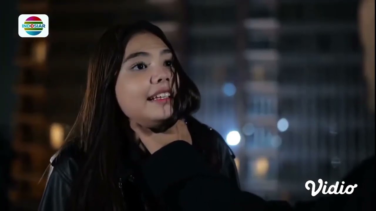 Lea Ciarachel Strangle 2 - YouTube