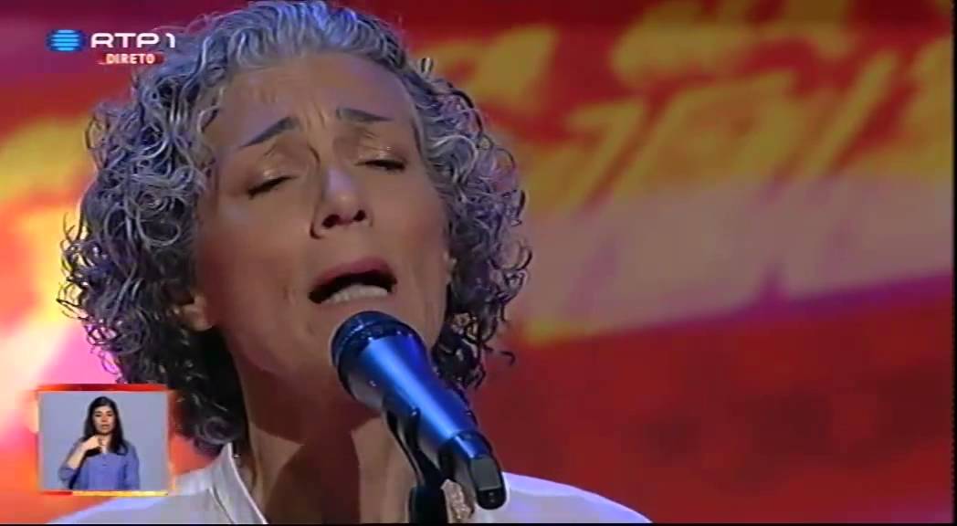 Lara Li à capella - Jura - 25 Out, 2013 - YouTube