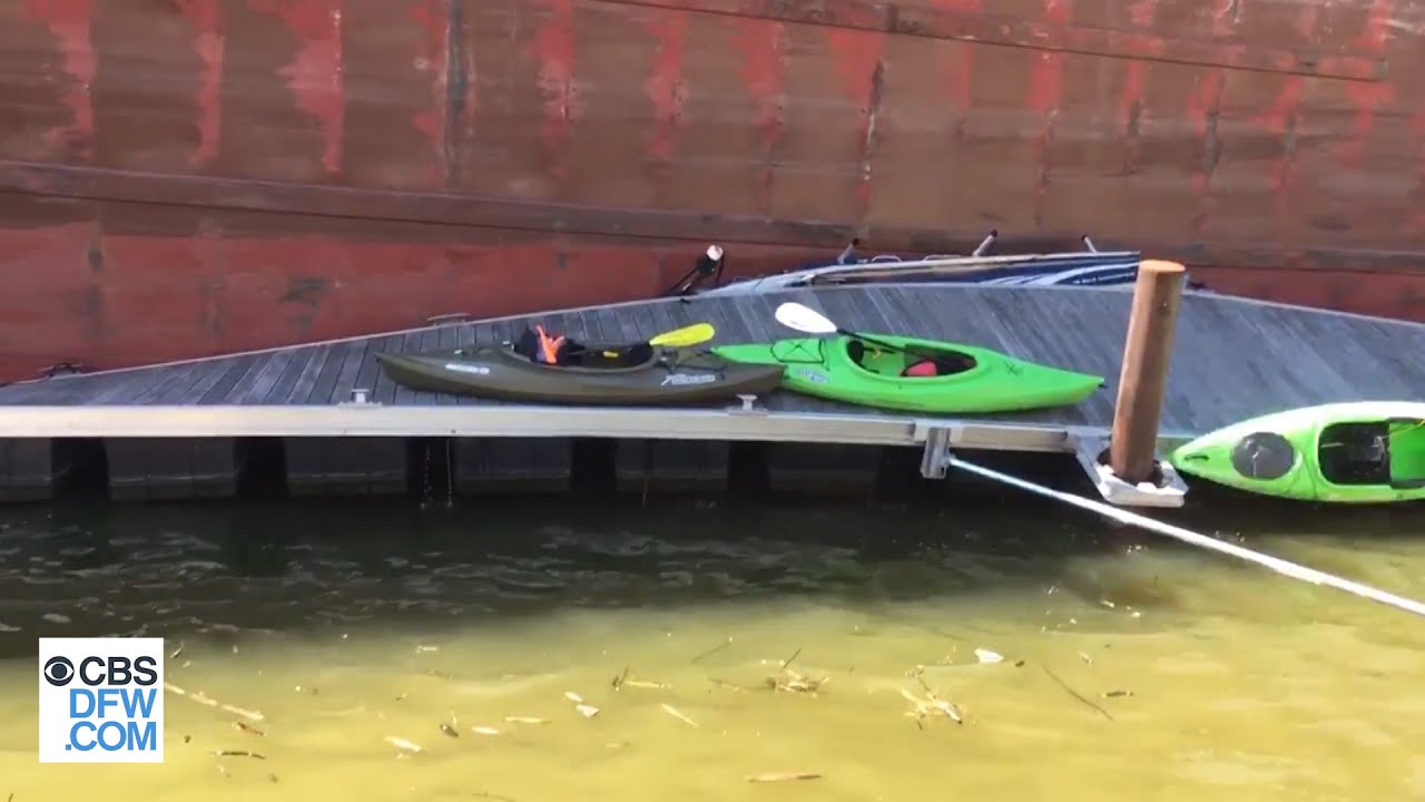 Video: Ship Crushes Boat Before Running Into Bridge - YouTube