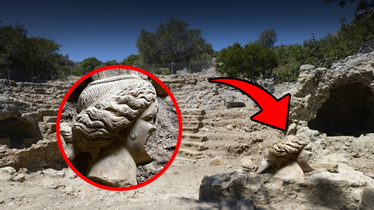Archaeologists Make BIZARRE Discovery in Ancient Greece - YouTube