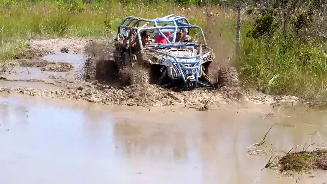 Maverick XDS turbo mudding - YouTube