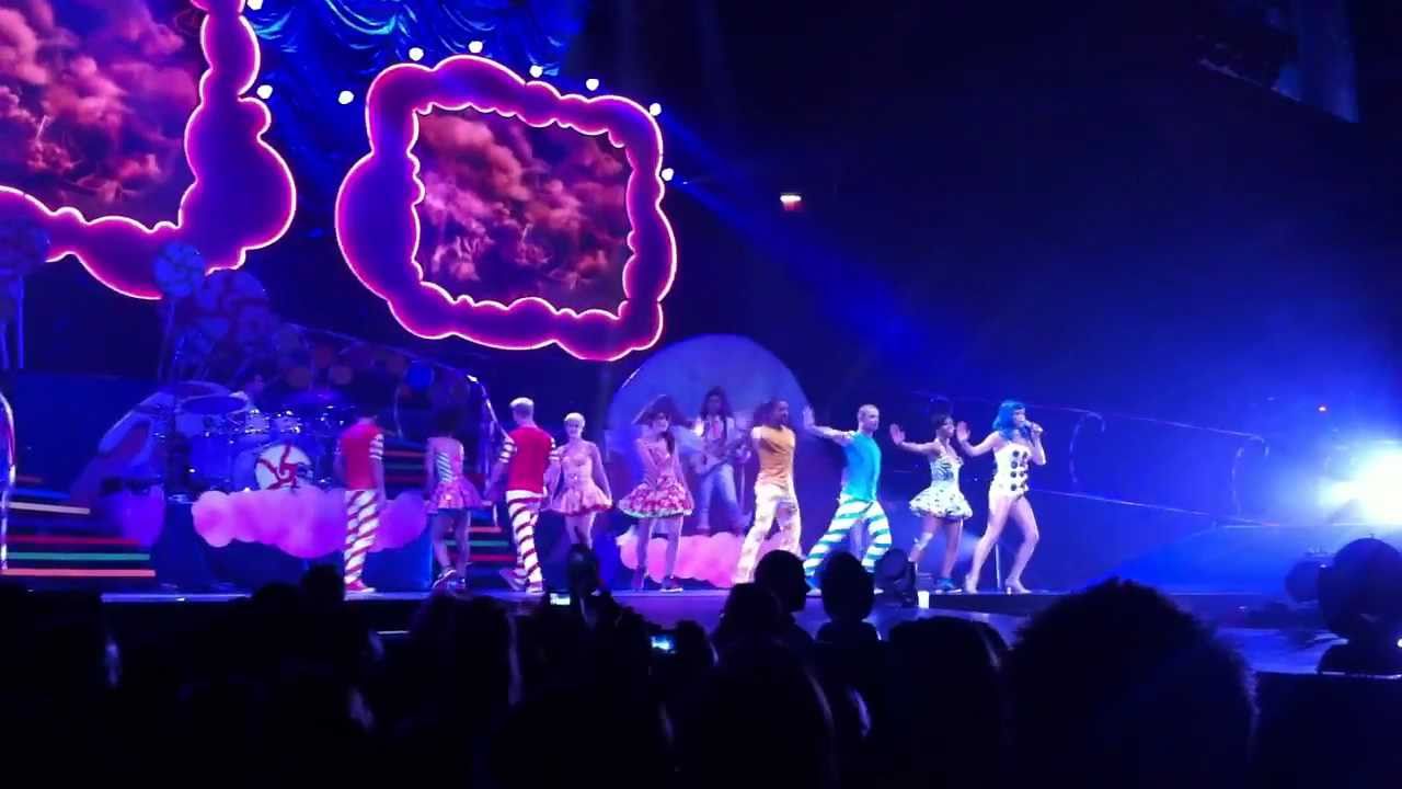 Firework KATY PERRY LIVE OTTAWA JULY 3, 2011 - YouTube Music