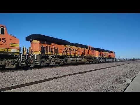 EB BNSF Domestic Intermodal/Port Stack Train At Daggett Ca! #bigbossrailfanner - YouTube