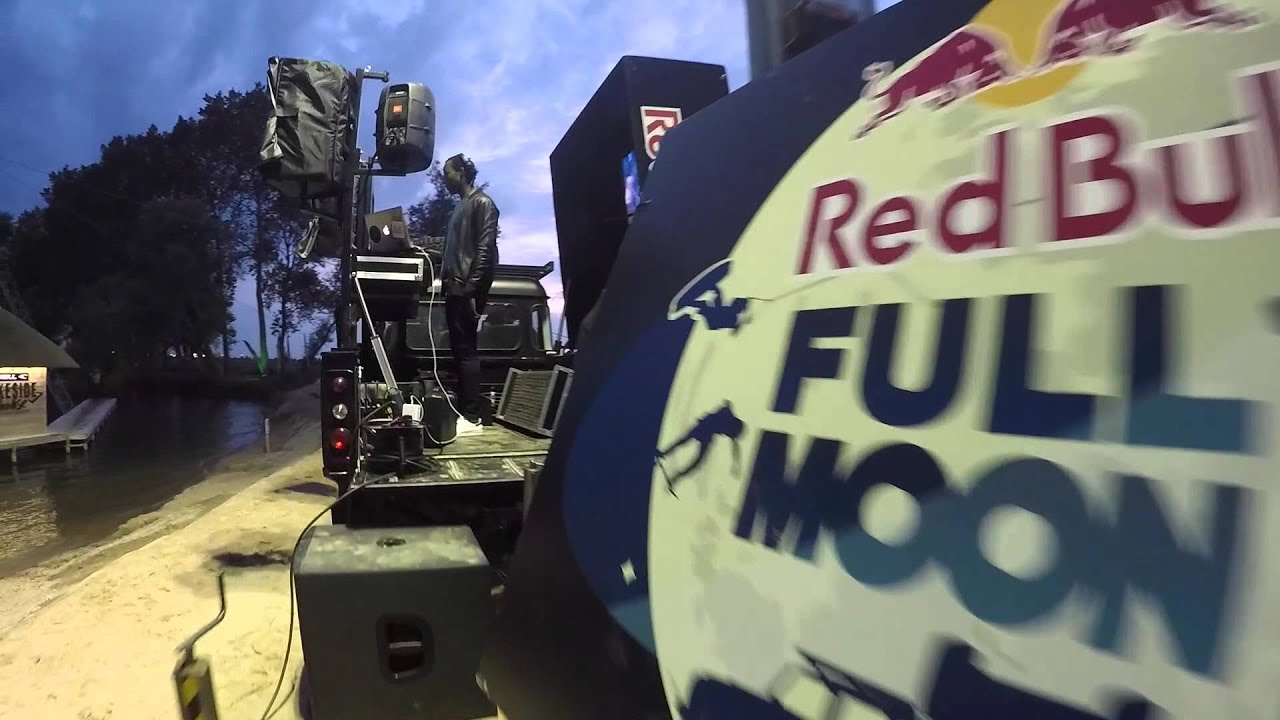 Red Bull Full Moon Session - YouTube