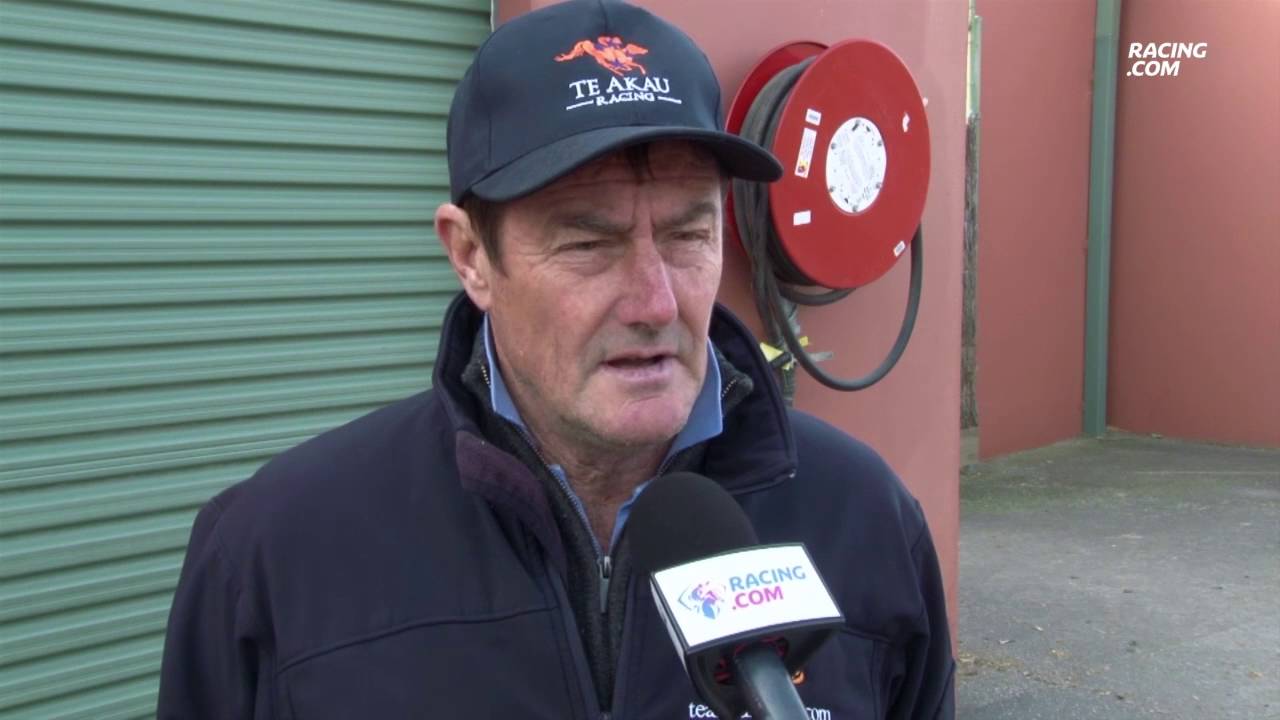 Racing.Com Catches Up With Steve about Xtravagant's Jump Out 12/08/16 ...