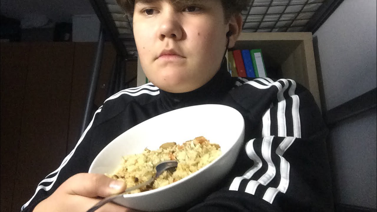 Weird Mukbang v27. Chicken with rice - YouTube