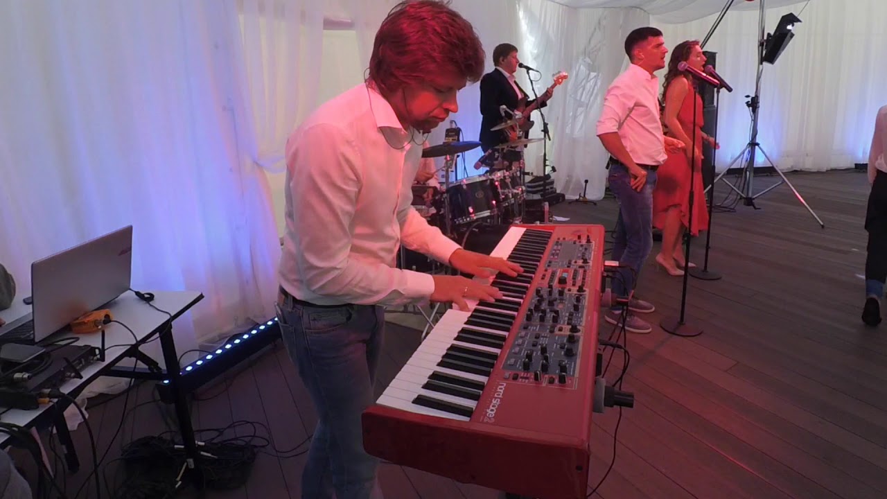 Keyboard Cam Part 1 | Cover Band Keyboardist - YouTube