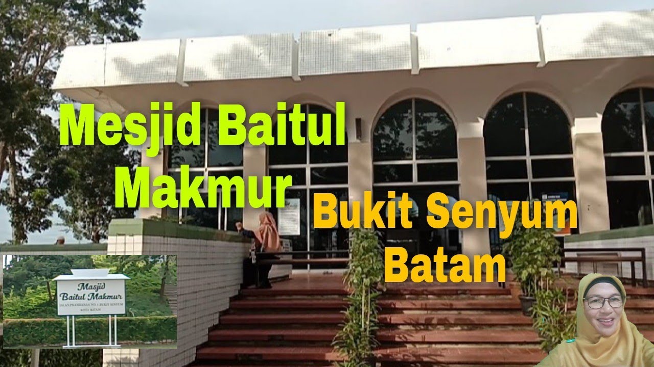 Indahnya Mesjid Baitul Makmur Bukit Senyum Batam, Nampak Singapura dari ...
