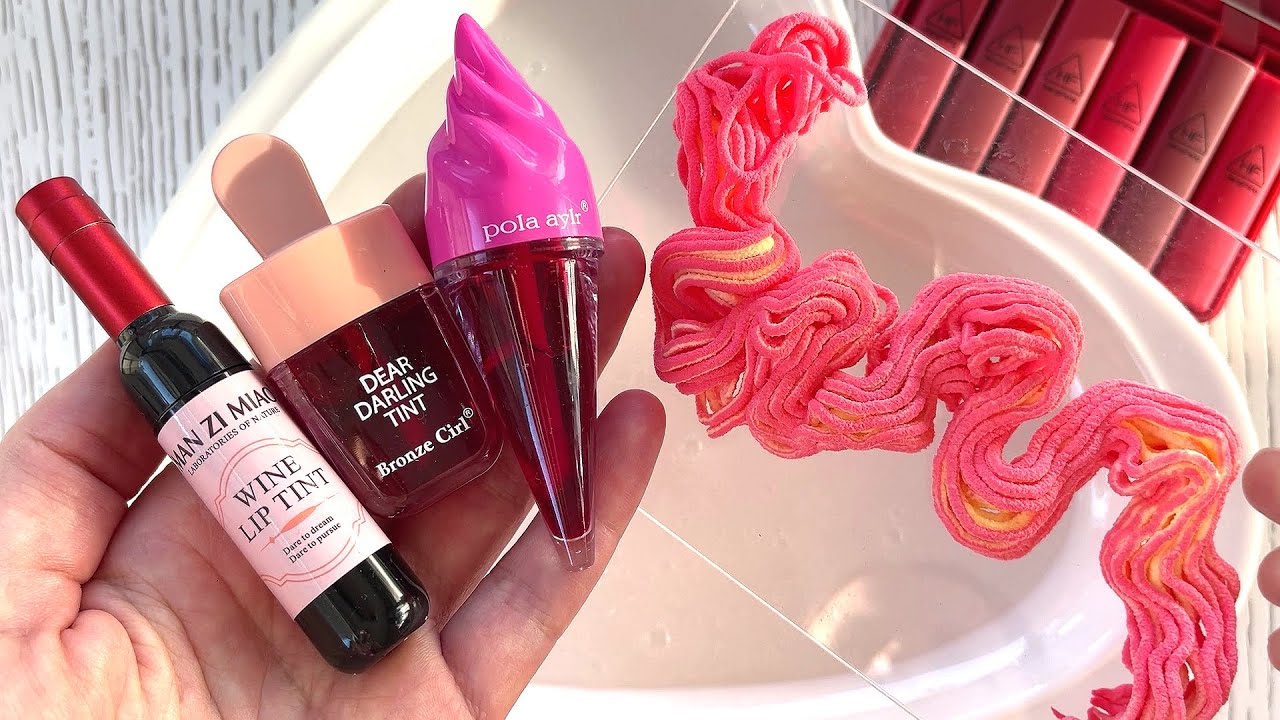 ASMR Slime Coloring with Makeup! Mixing cosmetics into Clear Slime ...