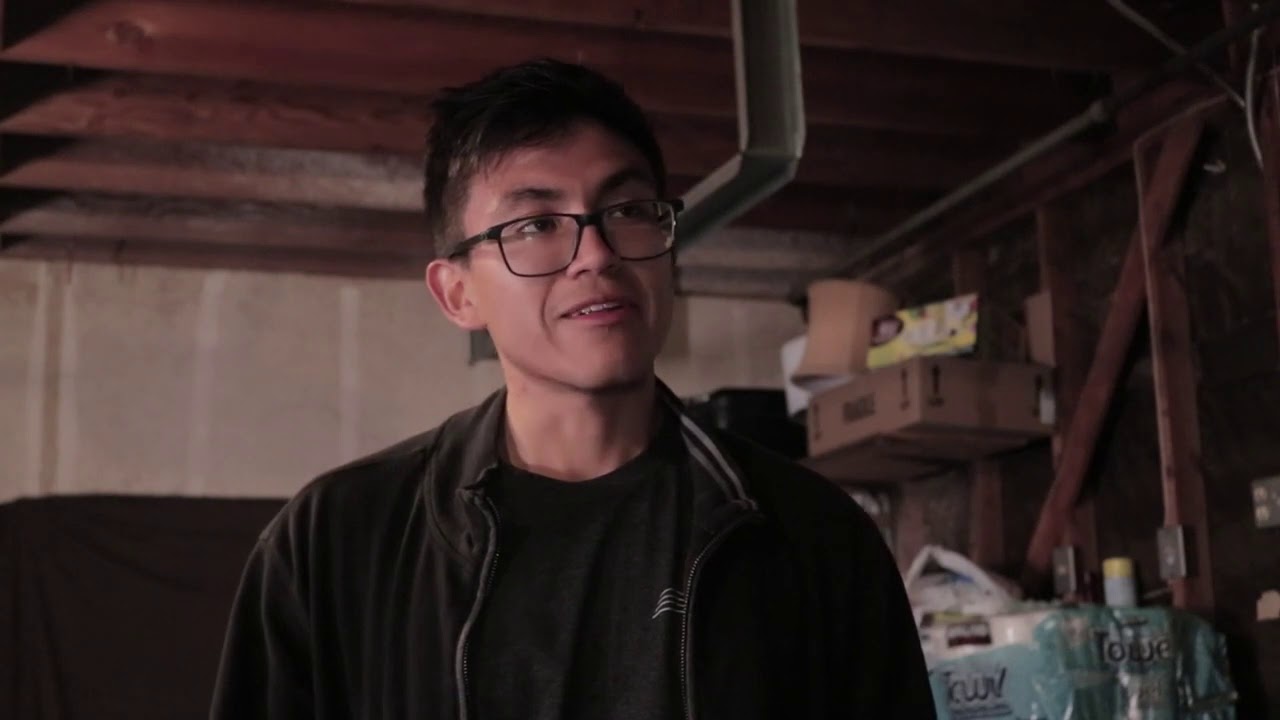 Coin Toss Scene (No Country for Old Men) - YouTube