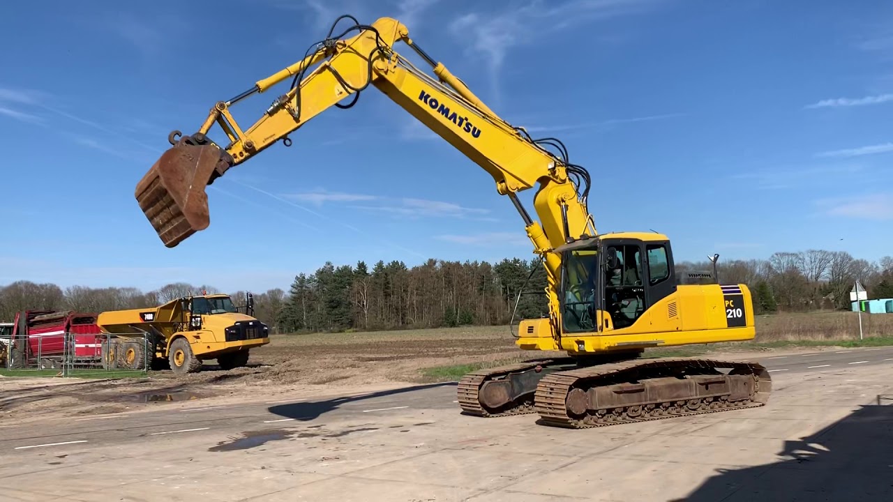 Komatsu PC210 LC-7K, year 2003 (Refnr. BM3267) - YouTube