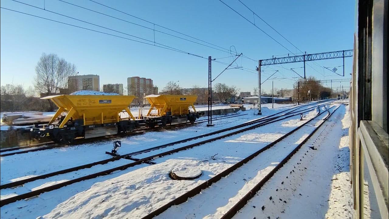 LubiePodroze.eu - TLK Flisak Katowice-Gdynia wjazd do Płocka 25.12.2021 - YouTube