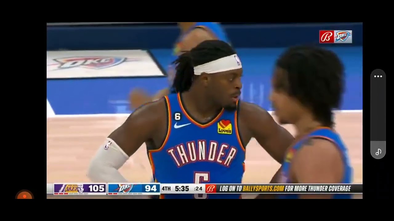 LAKERS VS THUNDER 4TH QUARTER P3 - YouTube