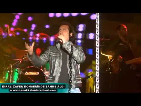 Çanakkale Zaferi konserinde Kıraç sahne aldı - www.canakkaleninrehberi.com