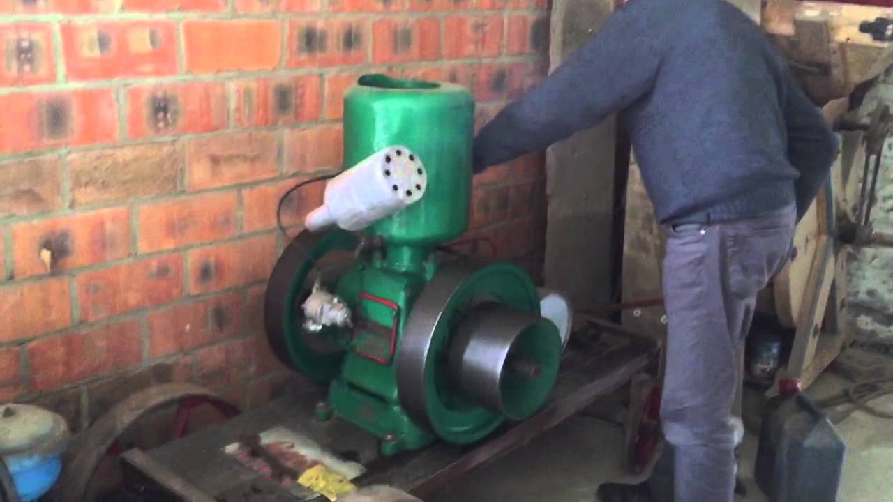 Lister Junior Engine - Landen Belgium - YouTube