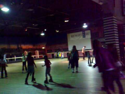 Rollerworld Derby 7 - YouTube