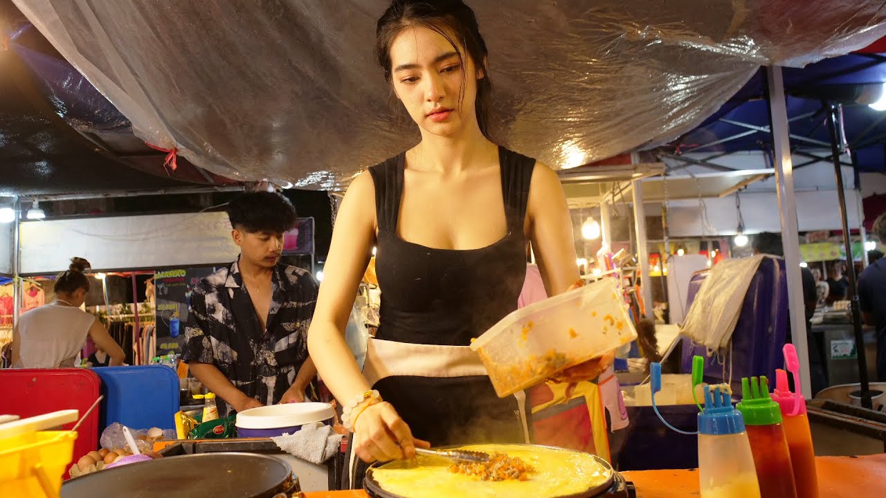 The Most Popular Beautiful Laos Lady Egg Omelette - Laos Street Food ...