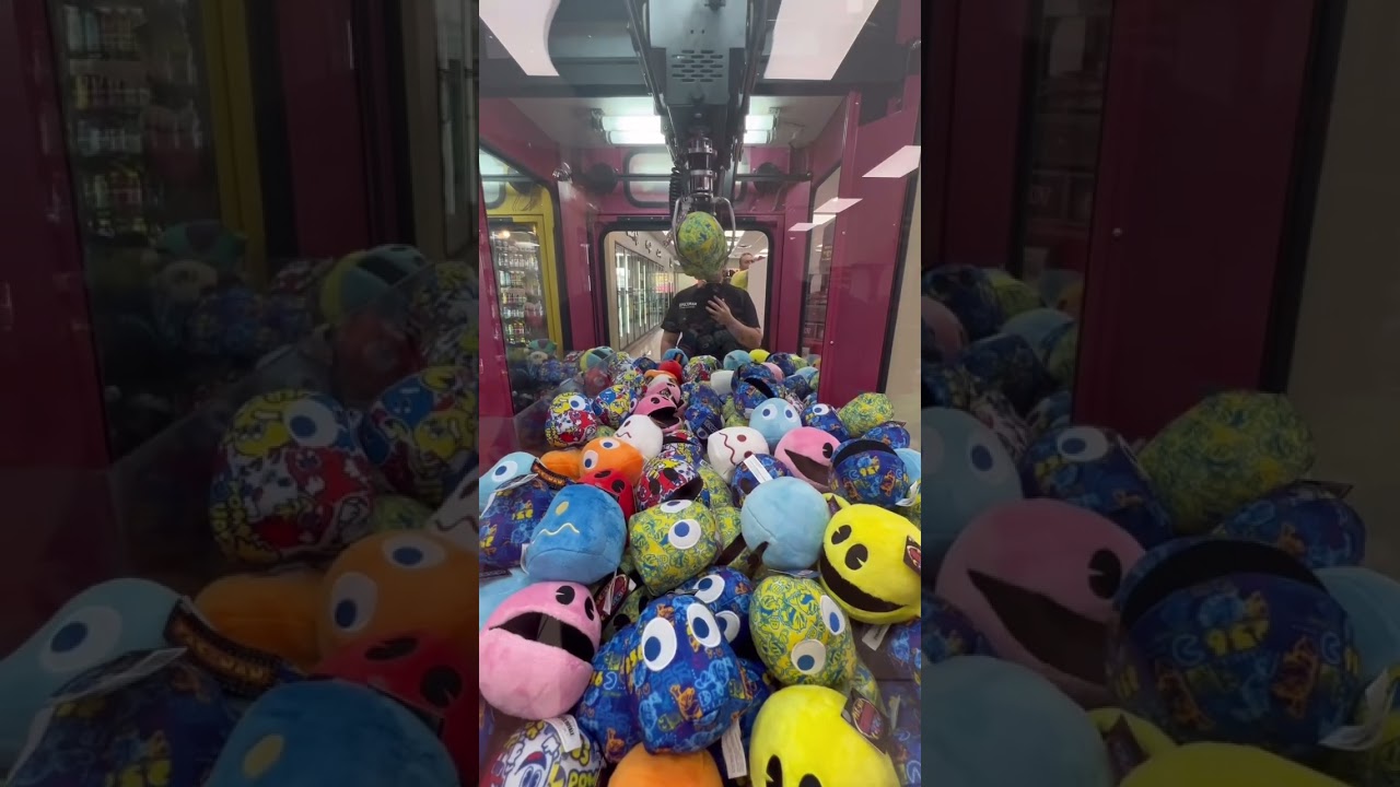 Epic Claw Machine Wins 😦 #shorts #clawmachine - YouTube