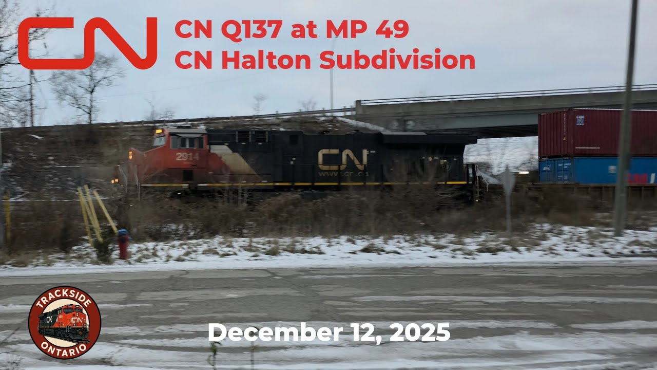 CN Q137 at MP 49 CN Halton Subdivision • December 12, 2025 - YouTube