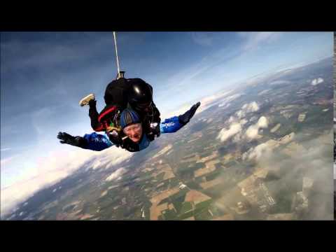 Lisa Bowker's skydive in aid of Wycombe Wanderers - YouTube