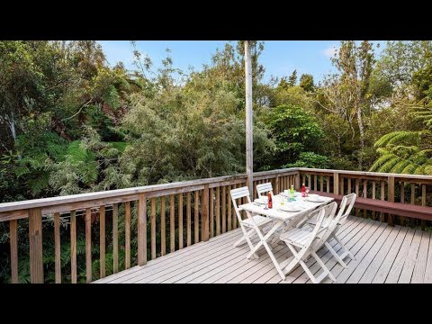 Piwakawaka a Pukawa Pukawa Bay Holiday Home, Kuratau, New Zealand - YouTube