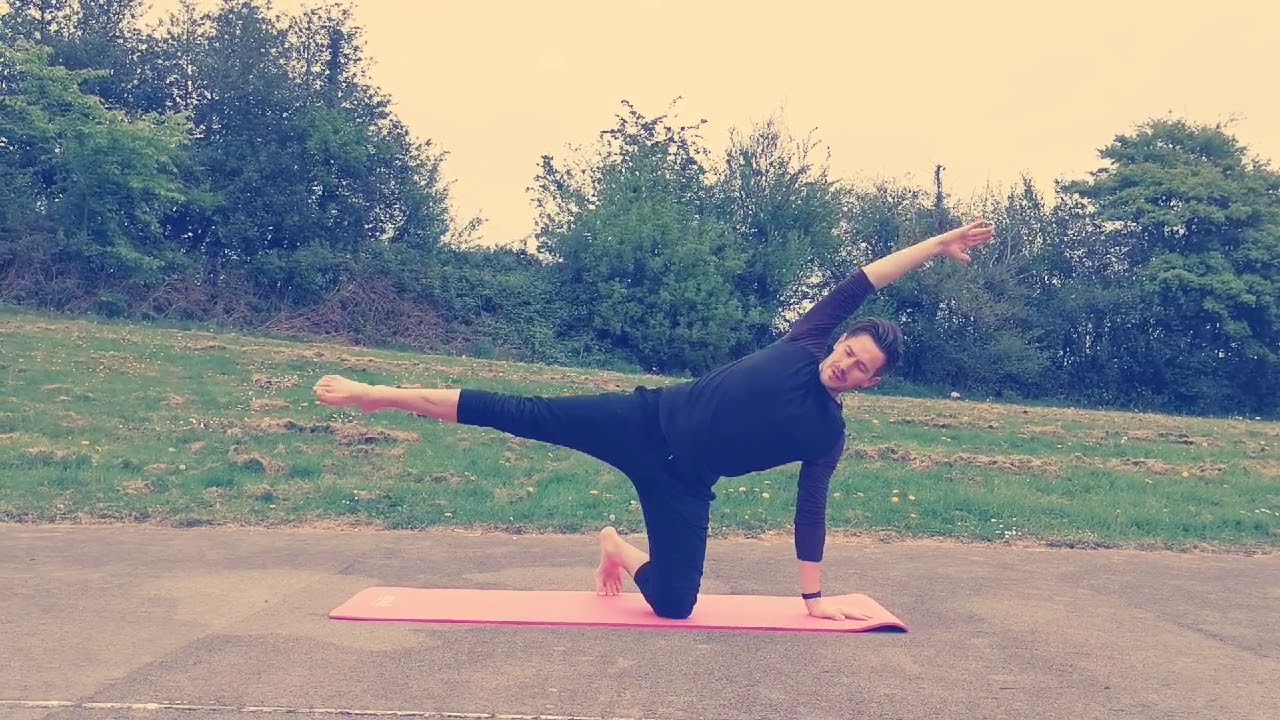 Yogalates with Alex 01/05/2020 - YouTube
