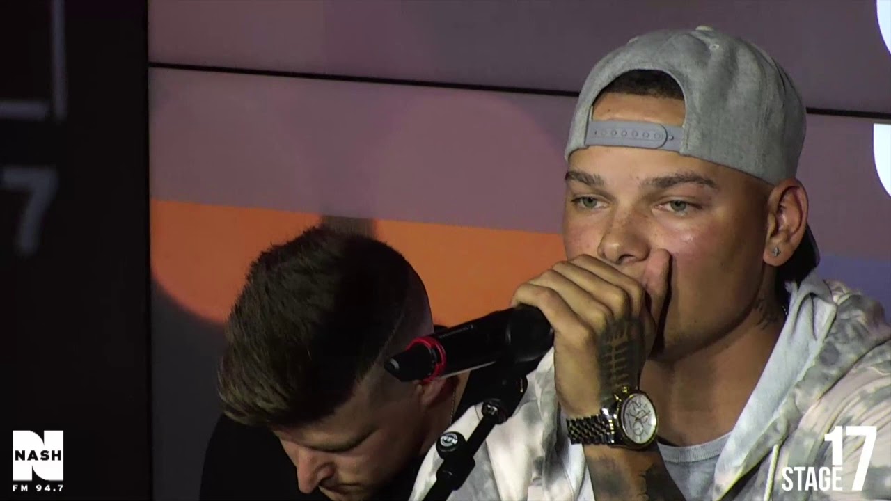 Kane Brown - "Three Wooden Crosses" LIVE from Stage 17! - YouTube