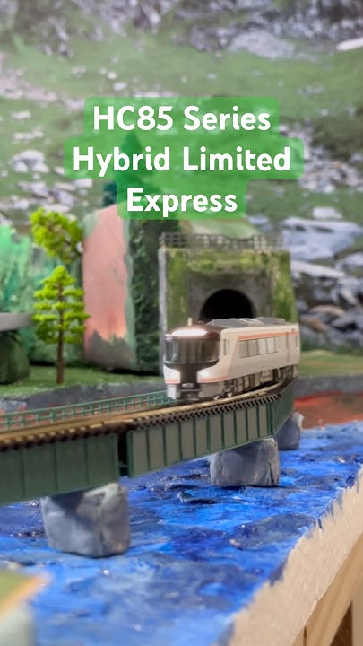 【HC85系】次世代特急ひだの力強い走行シーン【Nゲージ】 - YouTube