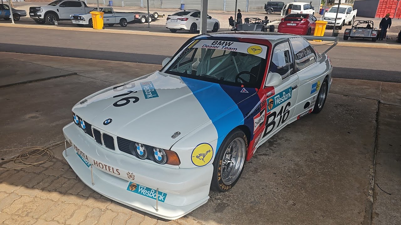 On-board and sound - 1991 Wesbank Modified E34 BMW 535i - YouTube