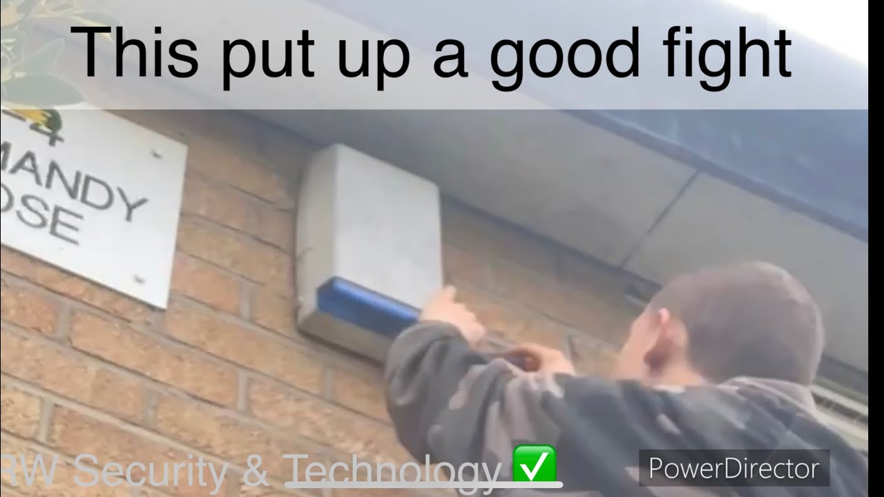 Ventcroft Compact Classic Alarm Bell Box removal - YouTube