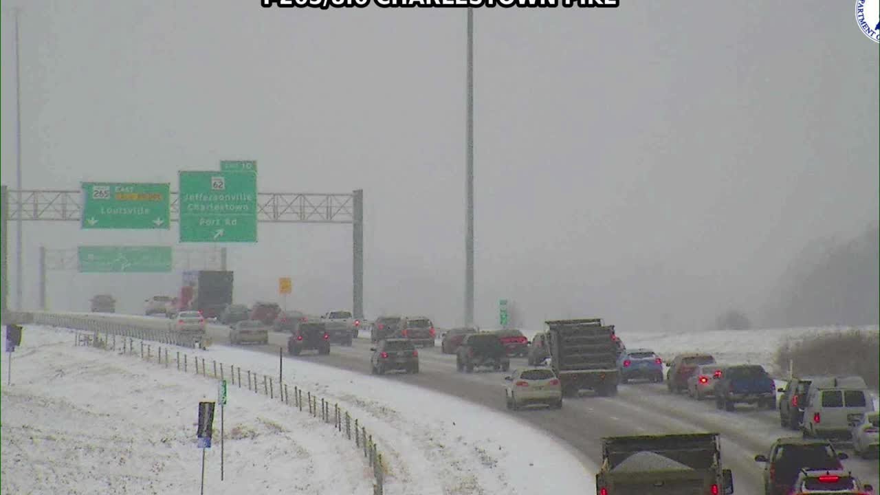 Traffic moving slowly on I-265/Lee Hamilton Highway in southern Indiana ...