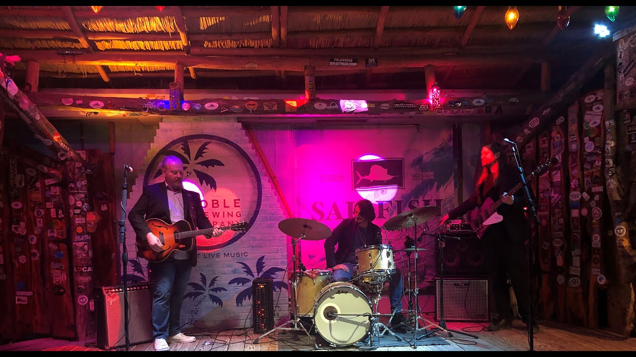 Bobby Lee Rodgers Trio live on 01-09-2021 @ Guanabanas - YouTube