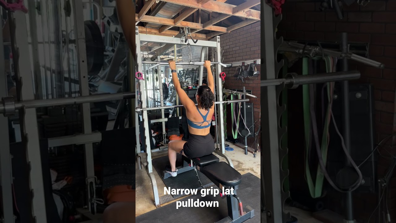 Narrow grip lat pulldown - YouTube