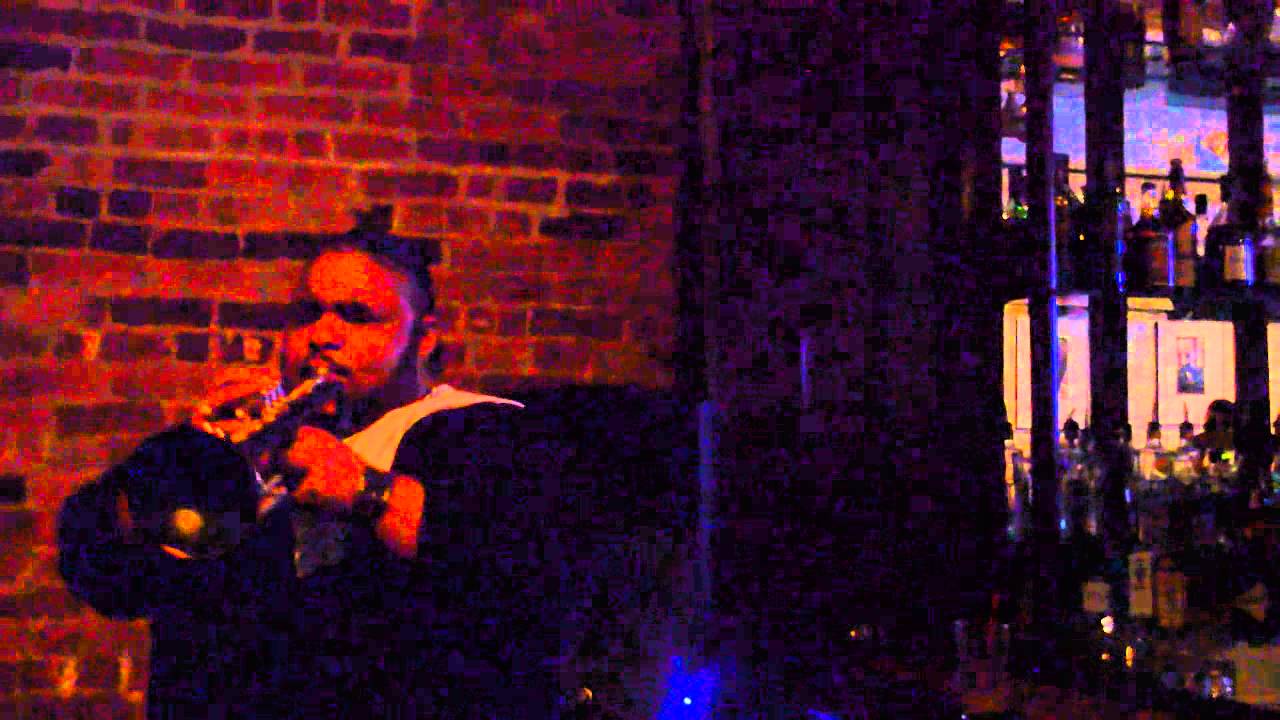 Gil "XL" Defay on Bobby Timmons "Moanin'" - YouTube