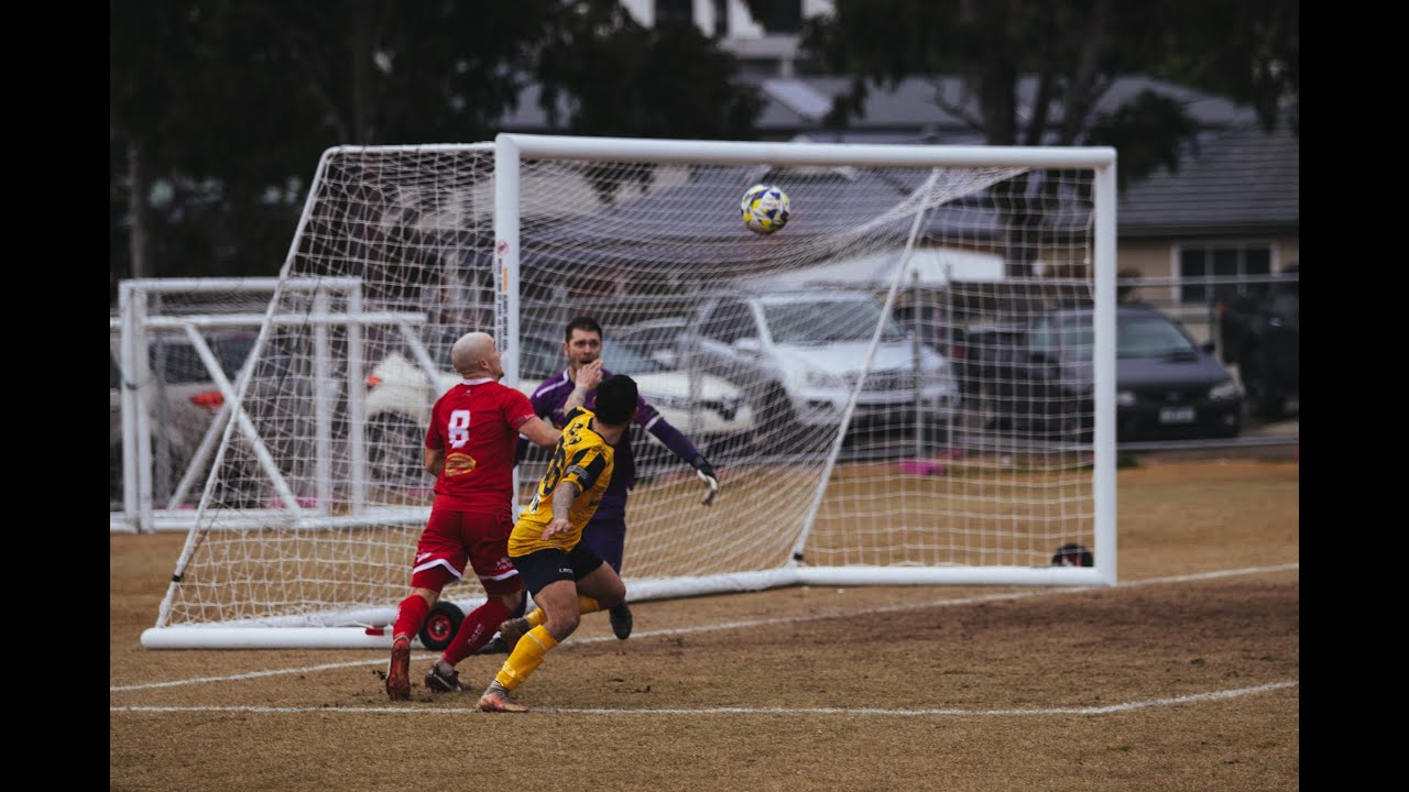 Essendon Royals v Corio SC | Medici Mortgages Highlights | SL1 NW | Rd ...