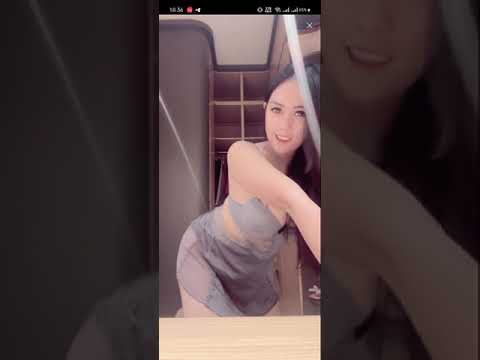 SILVIA ROYSHITA GOYANG NGEBOR