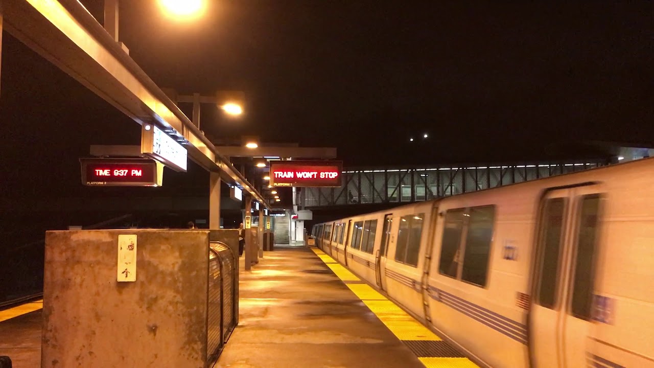 [BART] Out of Service Train at Coliseum Station - YouTube