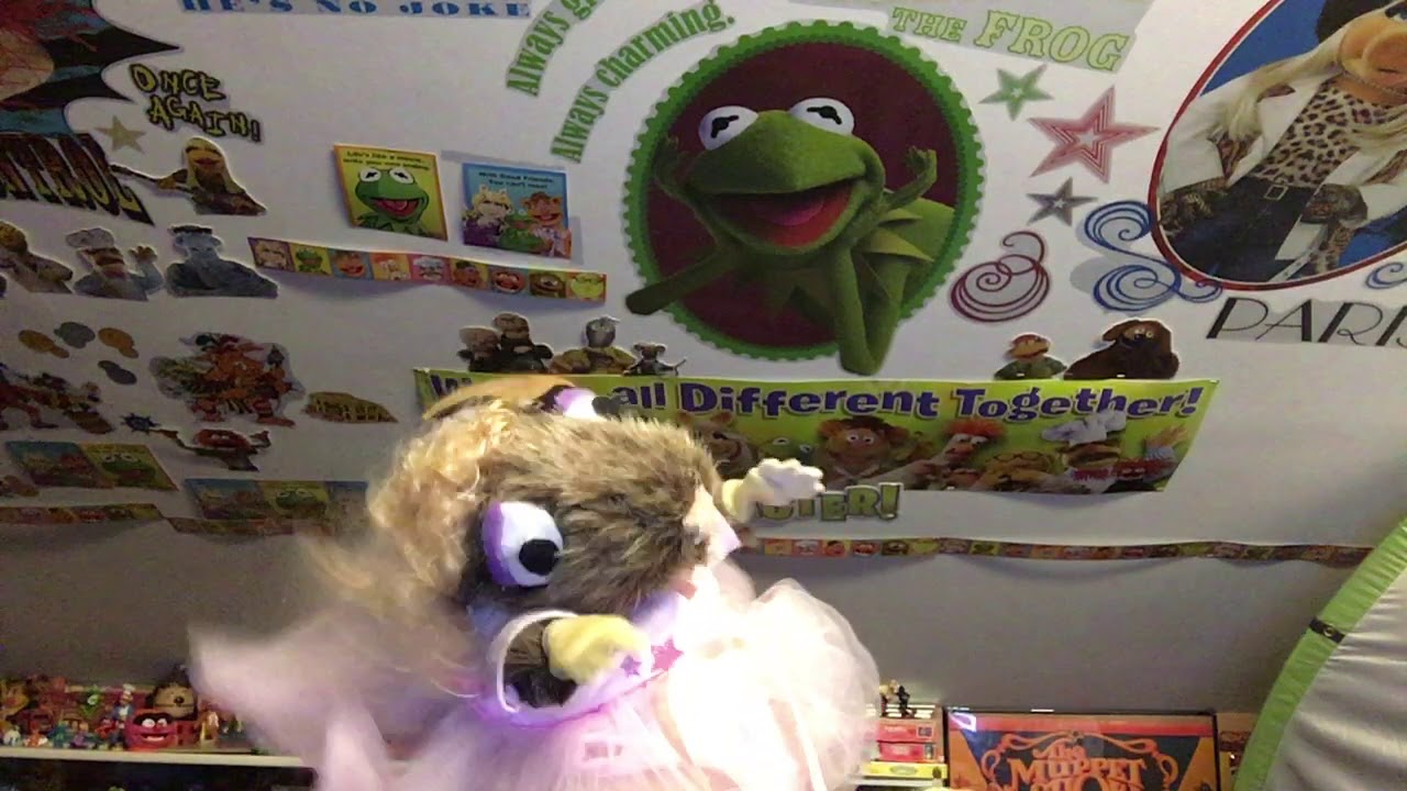 Yolanda the Rat Sings Colors of the Wind - YouTube