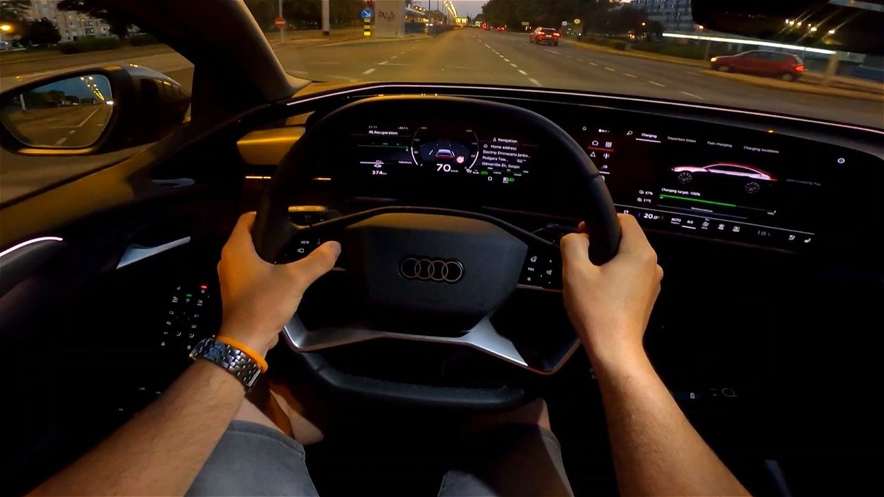 2025 Audi A6 e-tron [100 kWh, 367 HP] Night POV Test drive | Impressive ...