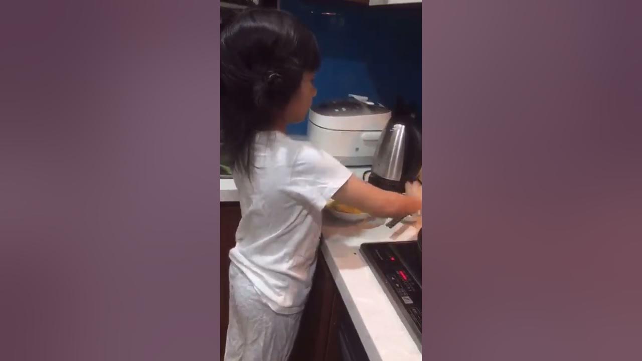 Qua tang 221020 - YouTube